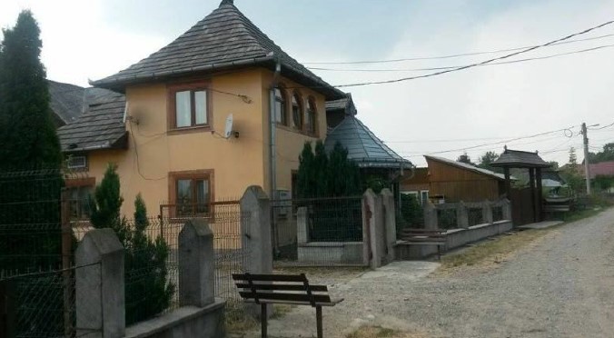 Casa si teren, Loc. Vicovu de Sus, Jud.Suceava, Loc. Vicovu de Sus, Str. Mihai Viteazul, Jud ...